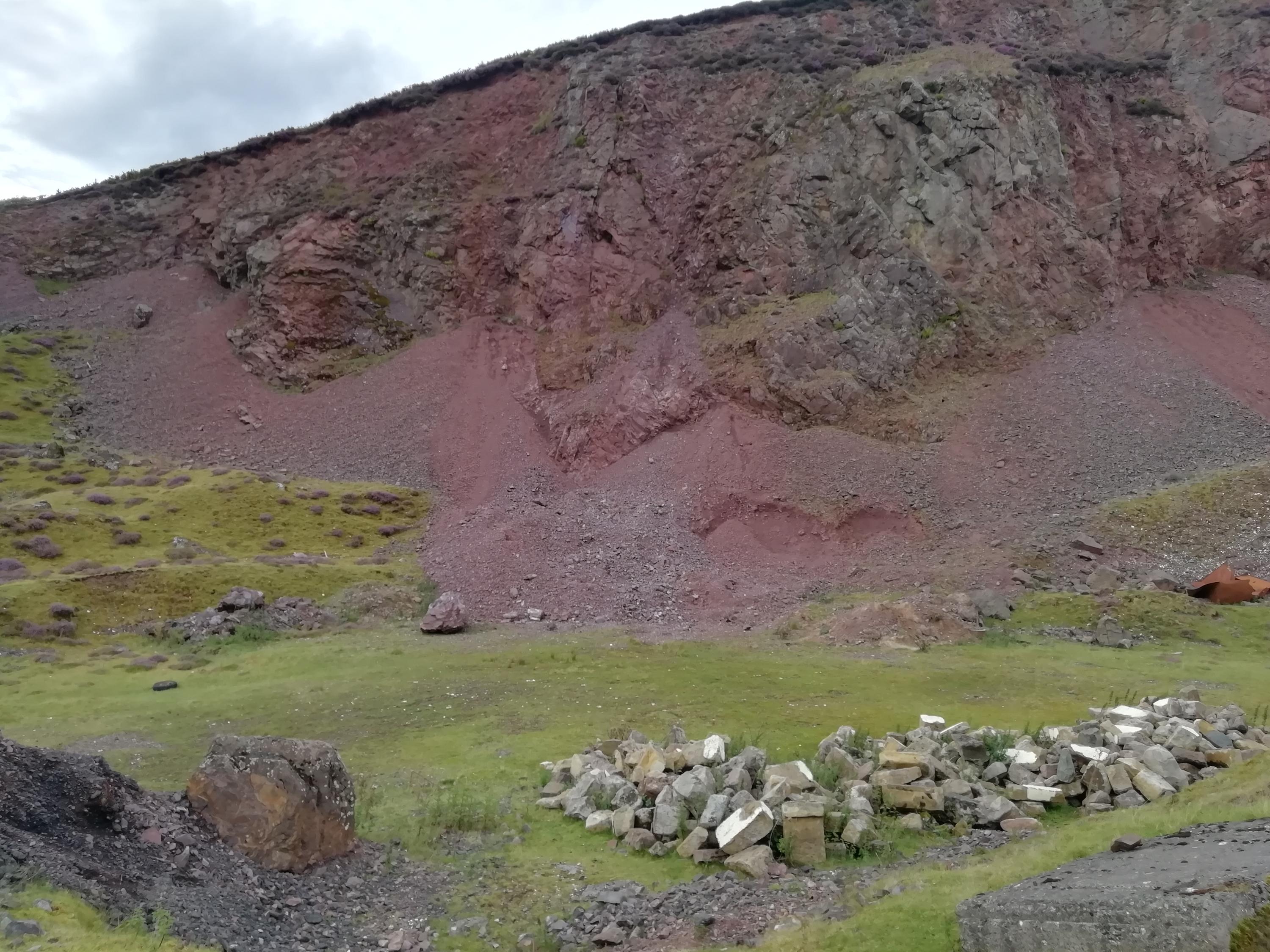 Silverburn Quarry | SGT Geosites