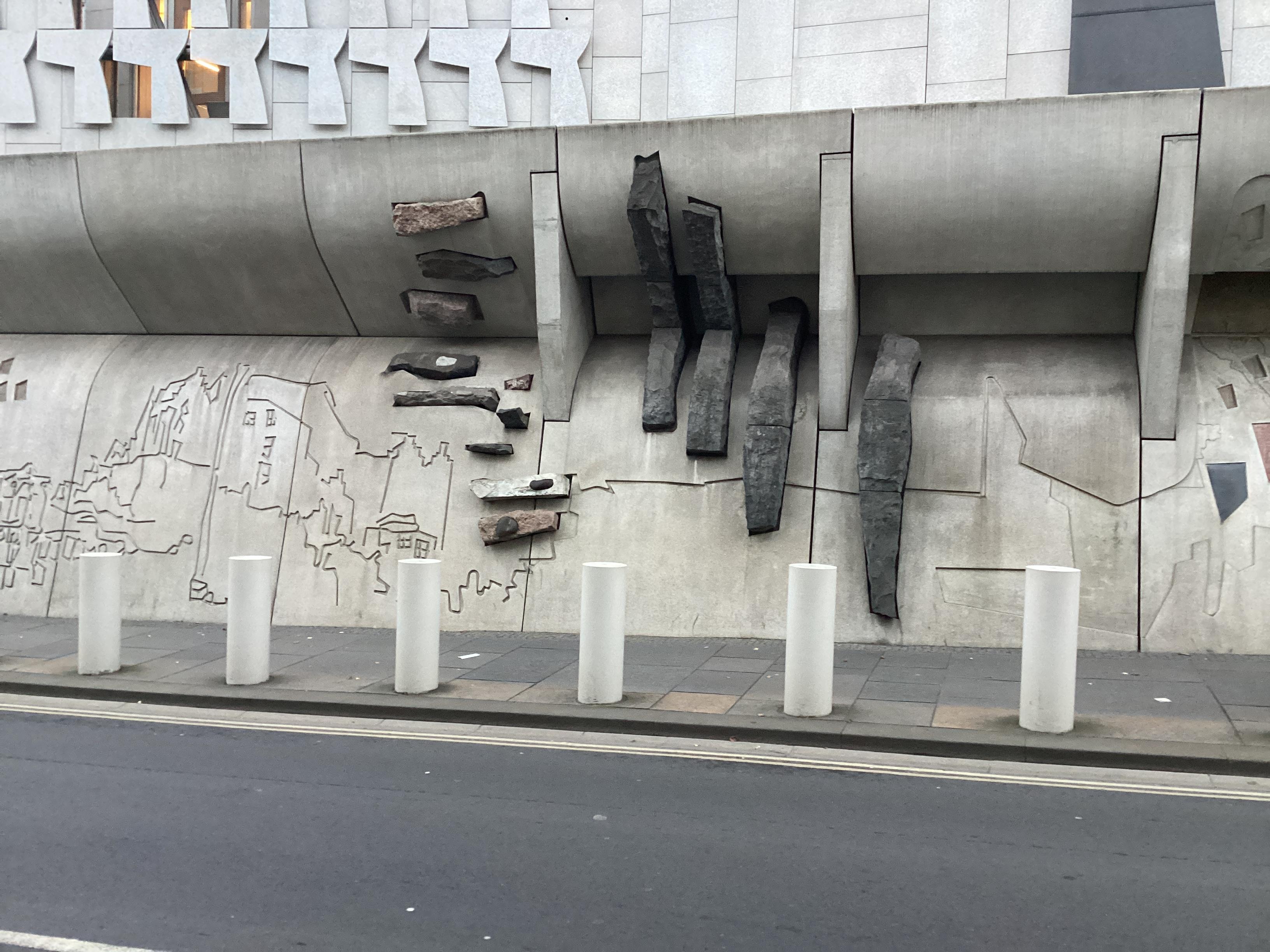 Canongate Wall at Scottish Parliament | SGT Geosites